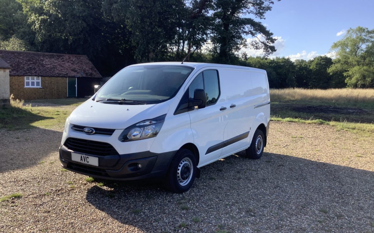 2014 14 FORD TRANSIT CUSTOM 270 ECO-TECH 2.2 DIESEL SWB WHITE PANEL VAN ...